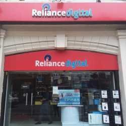 Reliance Digital to unveil 100 new stores by 2021