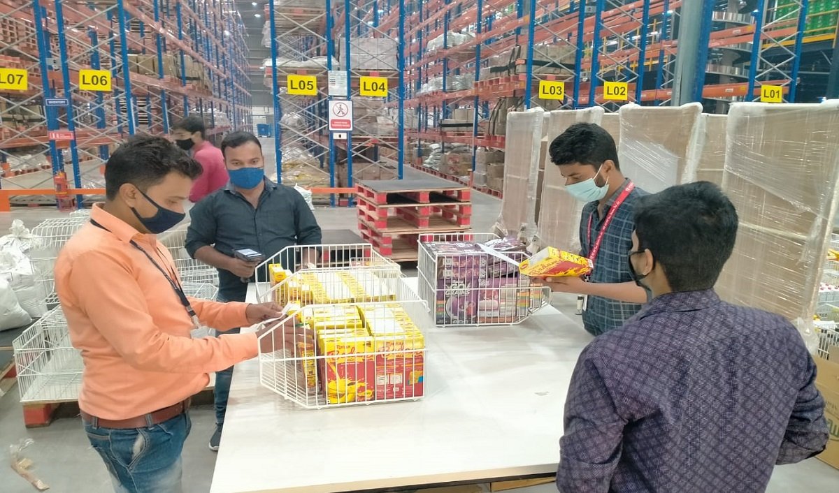 Flipkart expands offline presence with new fulfilment centre in ...