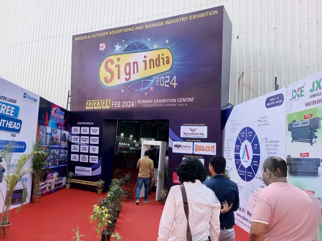 Sign India 2024 Mumbai opens at BEC in Goregaon